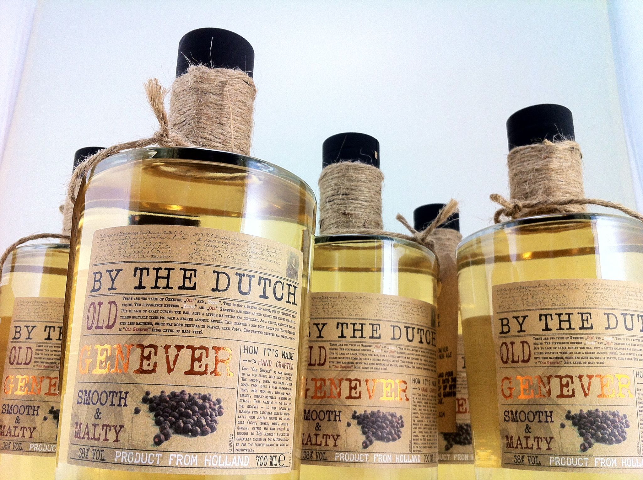 By The Dutch Genever 70 cl 38% online bestellen? - Drankenwebshop
